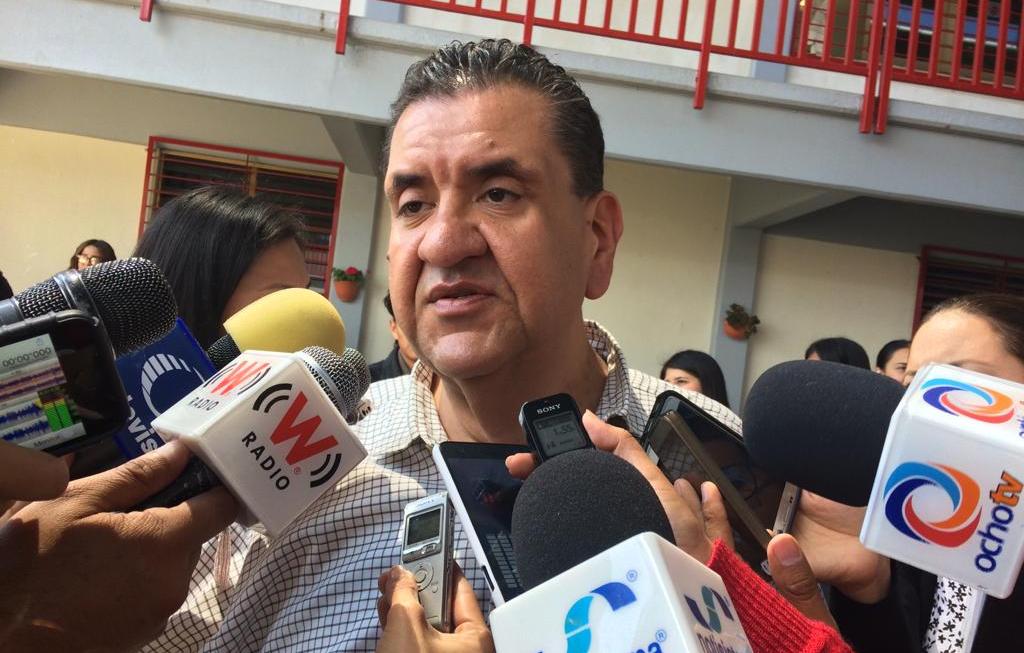 Gracias a un amparo, Francisco Ayón está en libertad | Notisistema