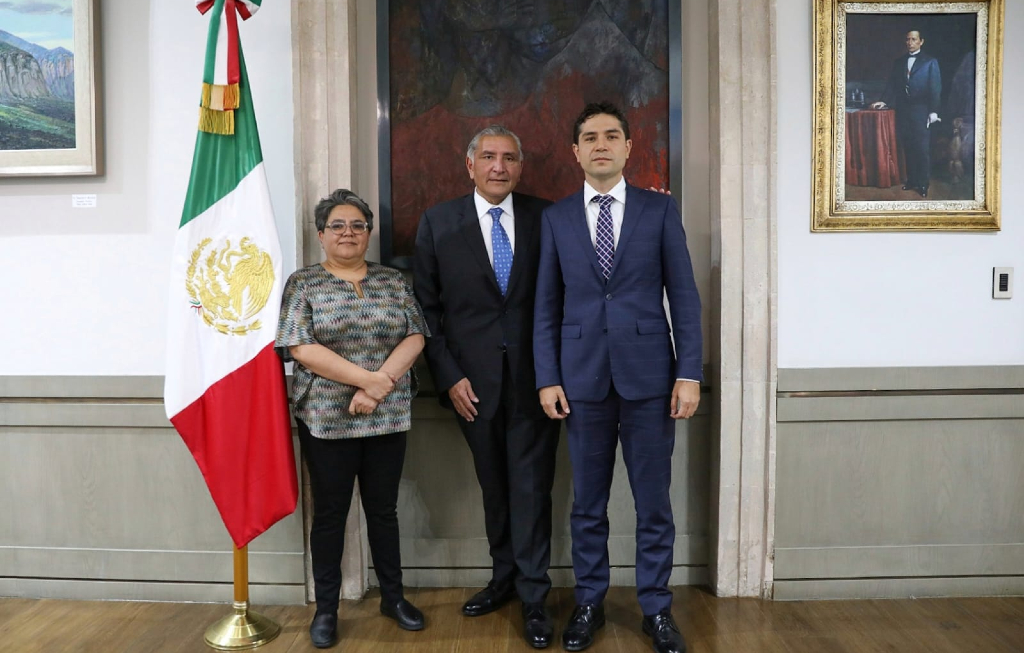 Presentan al nuevo titular del SAT | Notisistema