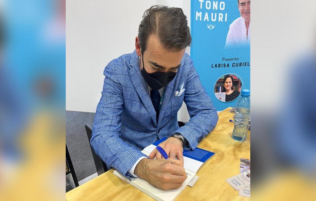 Toño Mauri presenta su libro en la FIL Guadalajara | Notisistema