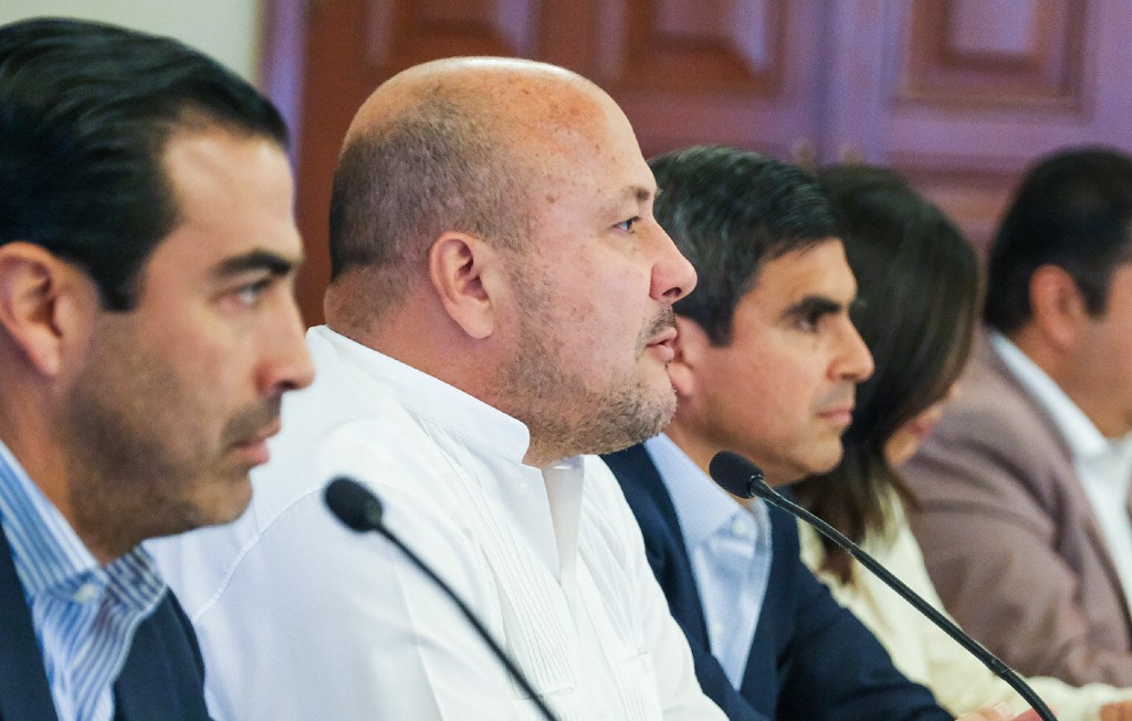 Alfaro pide serenarse a los aspirantes a la gubernatura | Notisistema