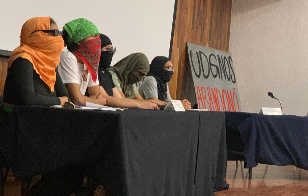 Estudiantes del CUCSH terminan paro en la sede de La Normal | Notisistema