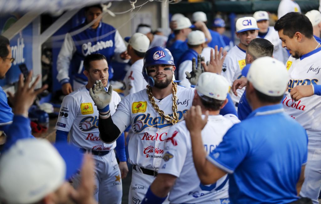 Charros de Jalisco cierra espectacular y barre en la serie a Yaquis; abrirá playoff ante Venados ...