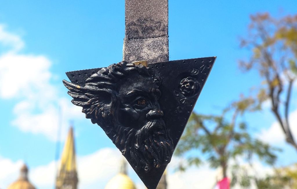 Presentan la medalla del Medio Maratón de Guadalajara | Notisistema