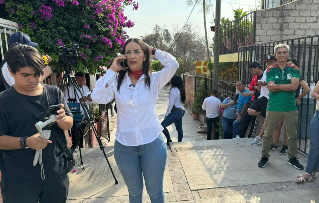 Laura Imelda Pérez emite su voto en Tlaquepaque | Notisistema