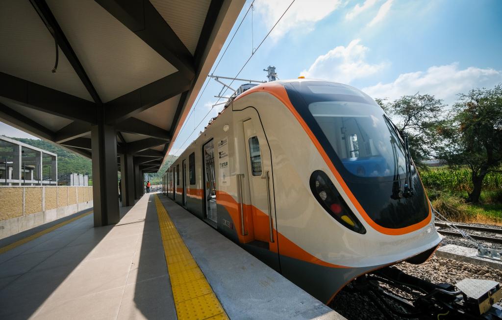 Proyecto de Presupuesto 2026 impulsa tren Irapuato–Guadalajara | Notisistema