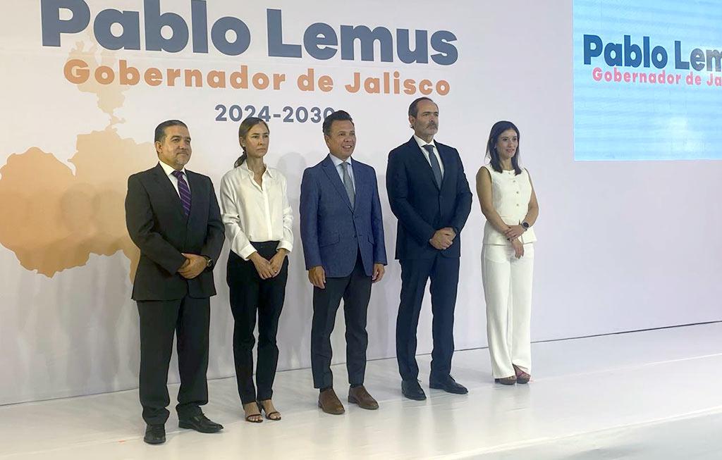 Presenta Lemus a miembros de su gabinete laboral | Notisistema