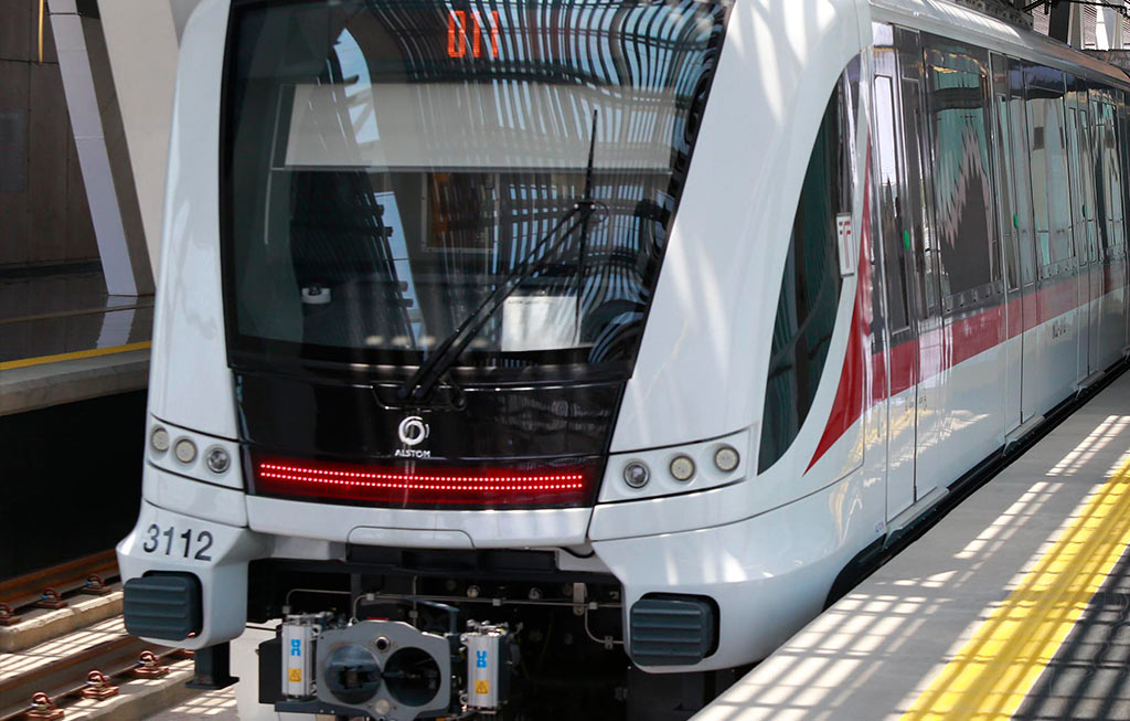 Se restablece de forma paulatina el servicio del Tren Ligero tras ...