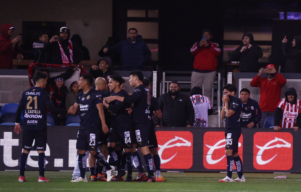 Chivas gana el Clásico Tapatío en California 2-0 al Atlas | Notisistema
